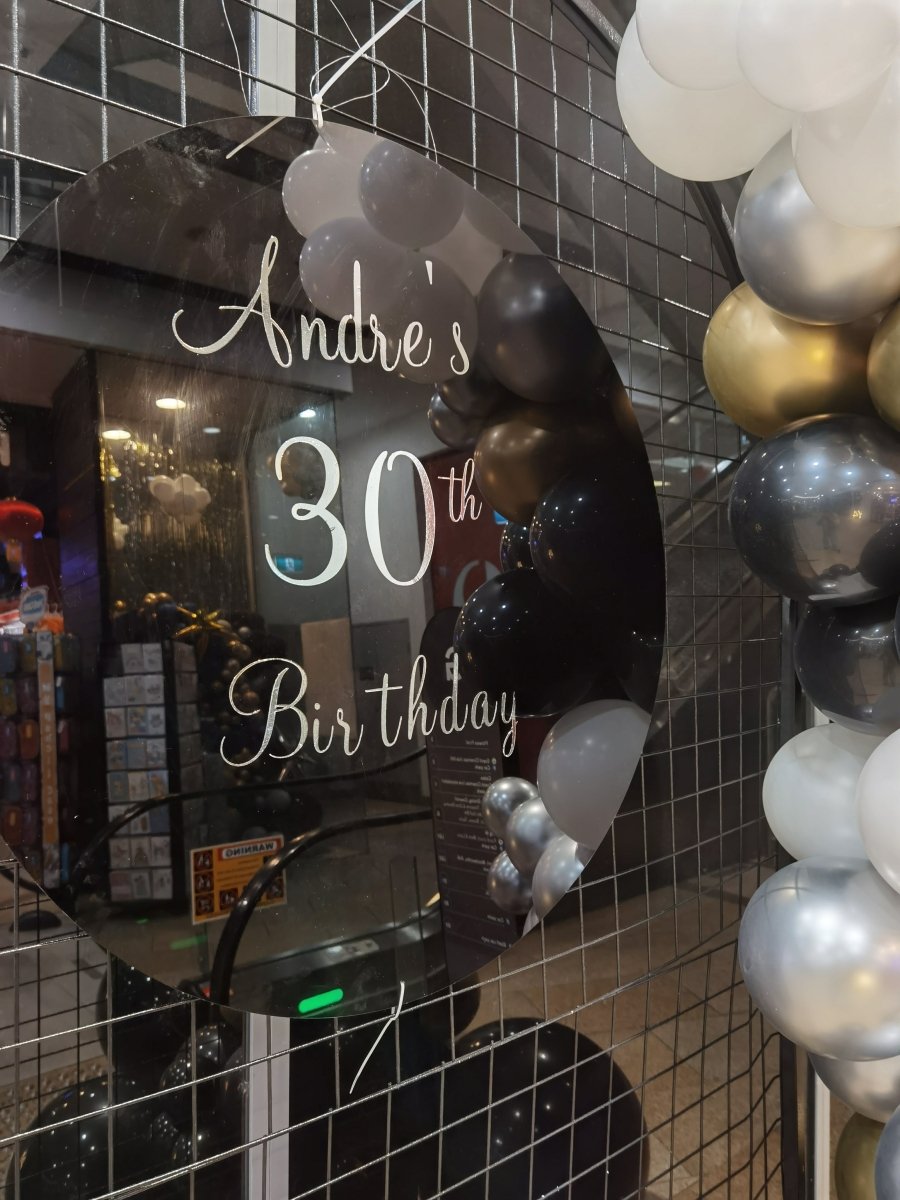 30th Birthday Balloon Garland with Round Top Mesh Backdrop – Everything ...